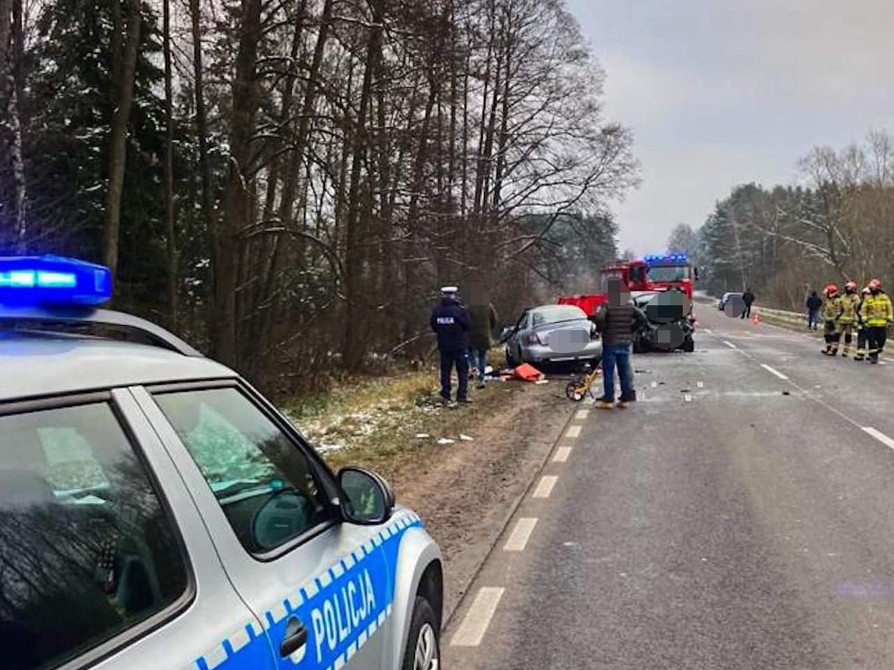 Kobieta nie żyje. Potworny wypadek pod Grabówką. To było czołowe ... Kobieta nie żyje. Potworny wypadek pod Grabówką. To było czołowe ...