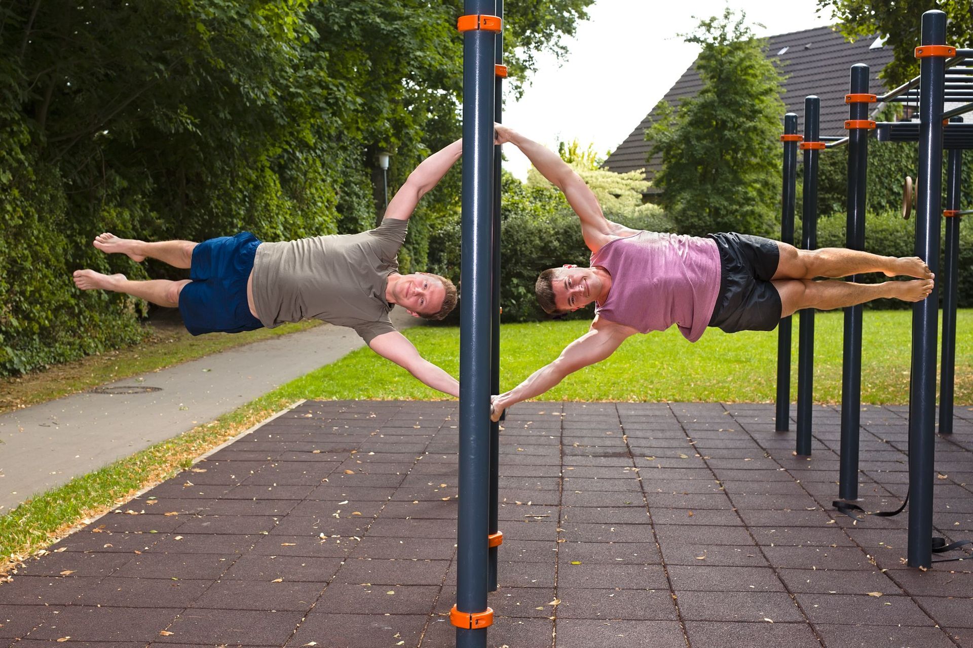 Ludzka flaga - jak zrobić human flag? Droga do ludzkiej flagi