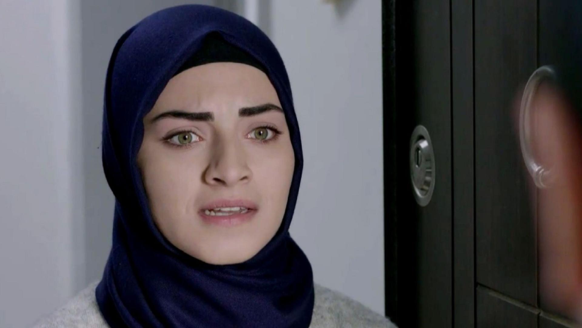 Elif 1152, 1153, 1154, 1155, 1156 streszczenie: Kiymet każe Mahirowi ...