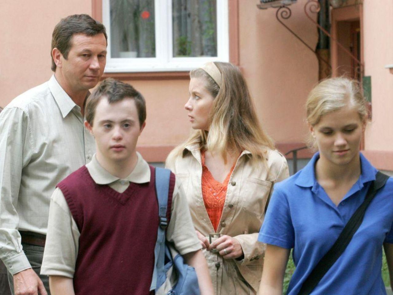 Co dziś robi i jak wygląda Maciek z "Klanu"? Piotr Swend nie porzucił ...