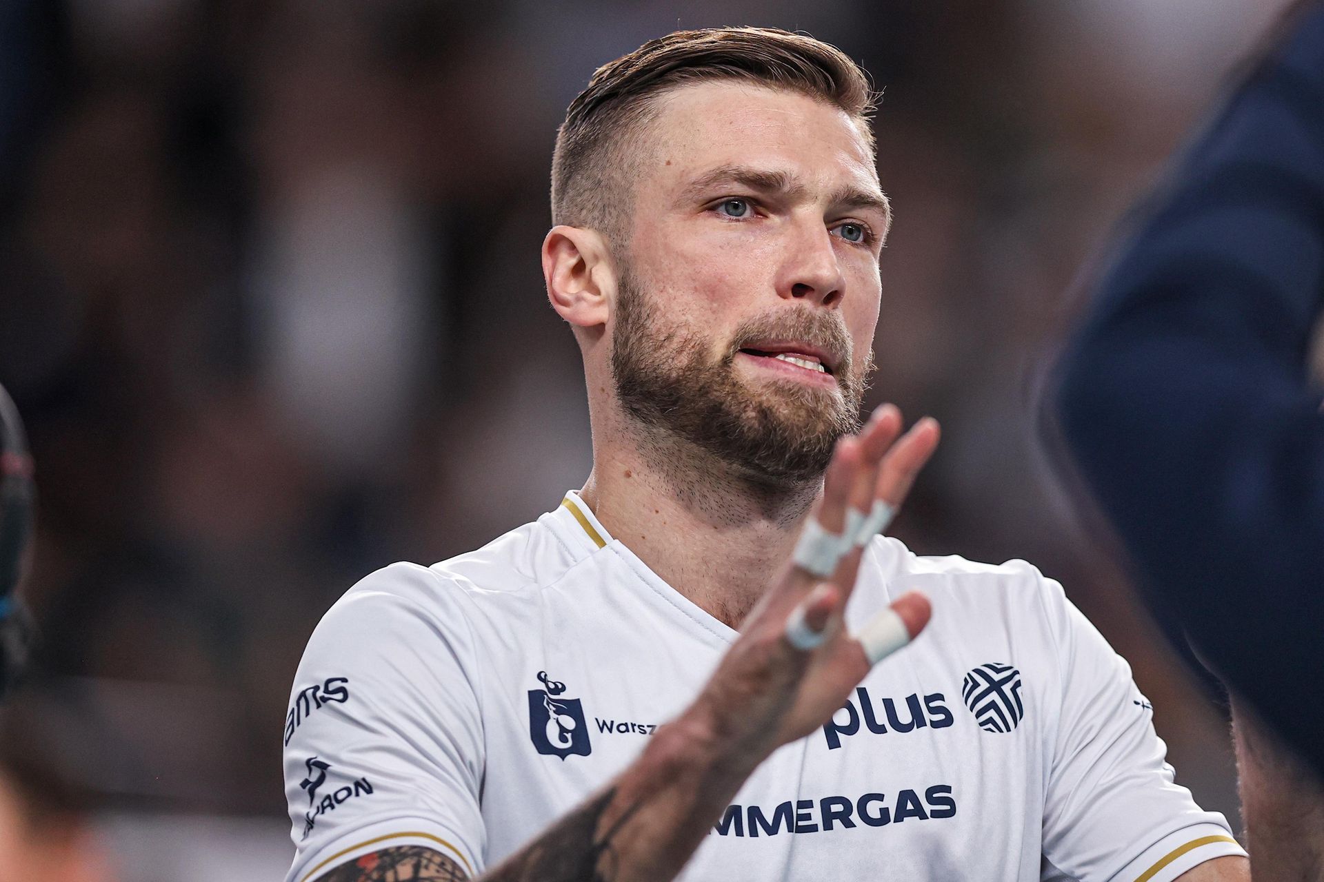 Rozpętała się ogromna burza, kiedy Andrzej Wrona uderzył pięścią w stół ...