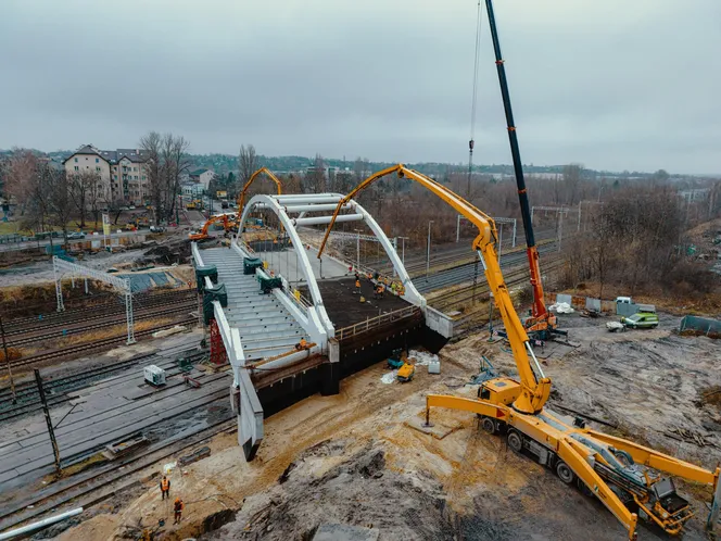 Budowa wiaduktu na ul. Wojska Polskiego w Sosnowcu - muratorplus.pl
