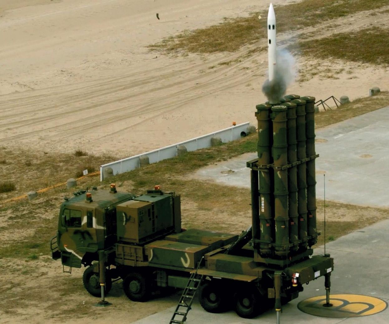 ZEA zwiększa możliwość obrony powietrznej. Koreański M-SAM-II będzie współpracował z ...