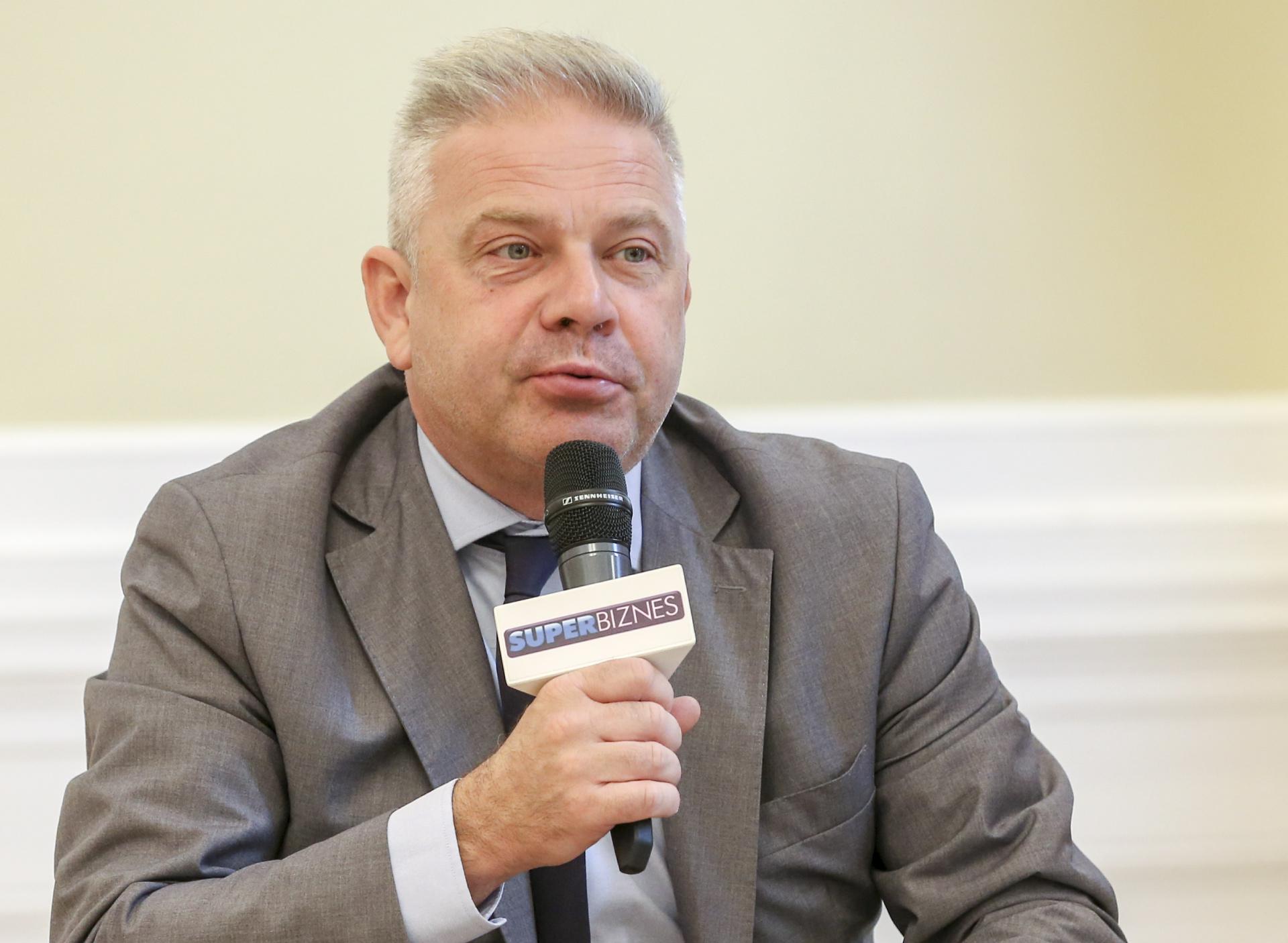 Energia atomowa to przyszłość Polski. Dawid Piekarz: Bez tego będziemy ...