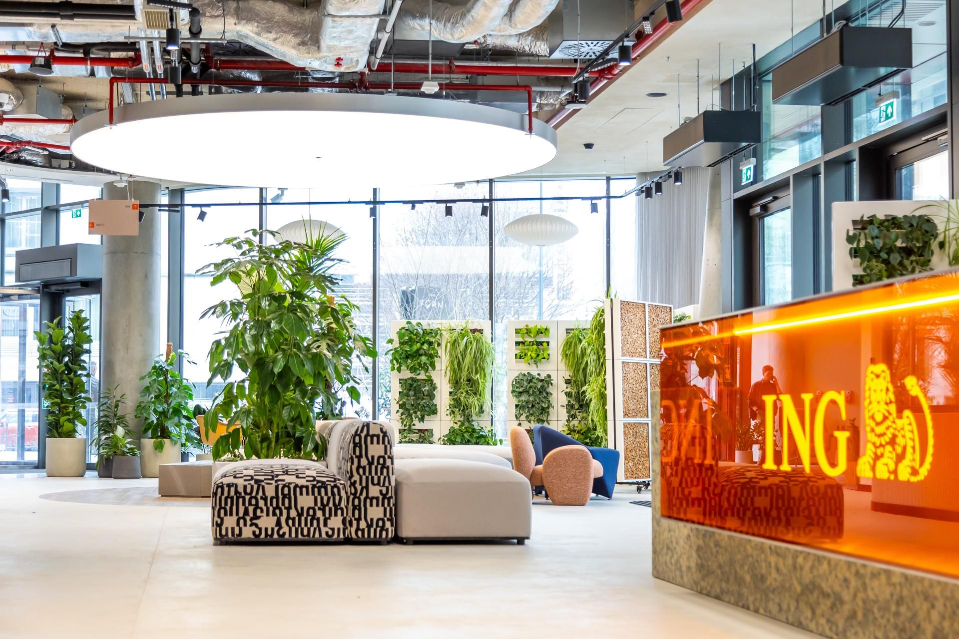 Biurowiec The Form. Tak wyglądają nowe biura ING w Warszawie - Warsaw ...