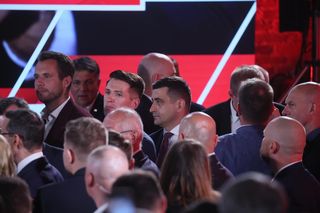 Wybory prezydenckie 2025. Reakcja sztabu Karola Nawrockiego na sondażowe wyniki wyborów - ESKA.pl