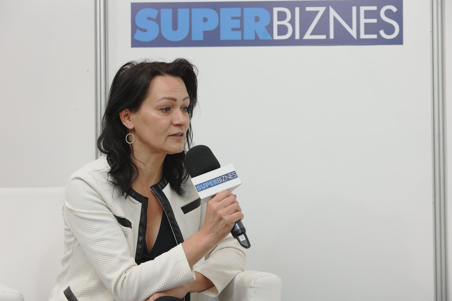 Rząd dereguluje przepisy. Umowy leasingowe będzie można zawierać online - Super Biznes