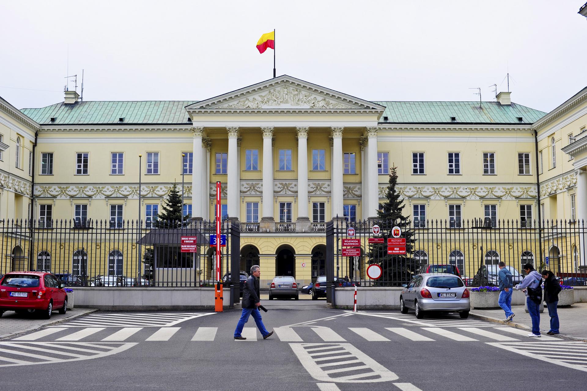 CBA węszy w Ratuszu - Warszawa, Super Express