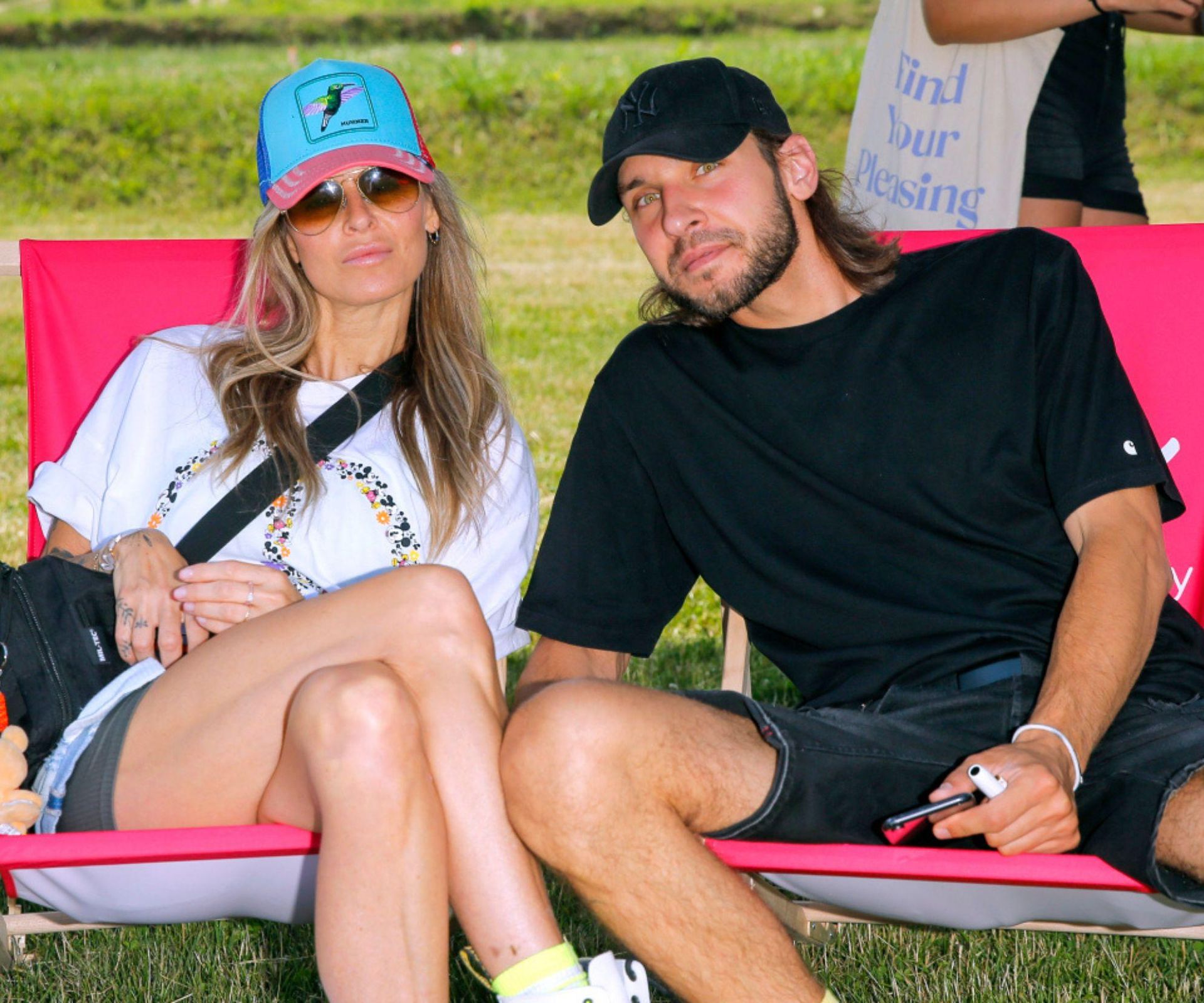 Tak wygląda nowy partner Mandaryny. Była żona Wiśniewskiego promienieje ...