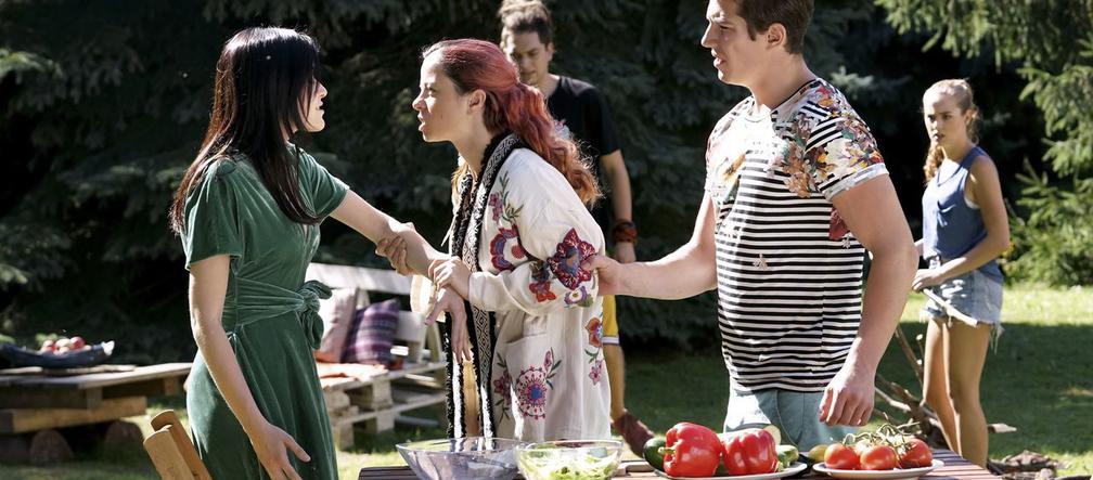 Barwy szczęścia, odcinek 1990: Mia rzuci się na Magdę! Reakcja Justina ...