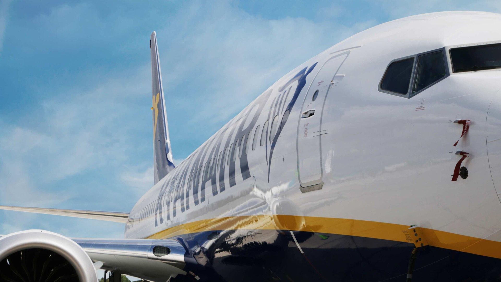 Dramat na lotnisku w Krakowie! Ewakuacja samolotu Ryanair. Co się stało? - Kraków, Super Express