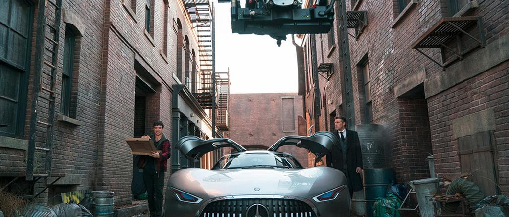 Batman jeździ Mercedesem! Zobacz nowy samochód Bruce'a Wayne'a - Super ...