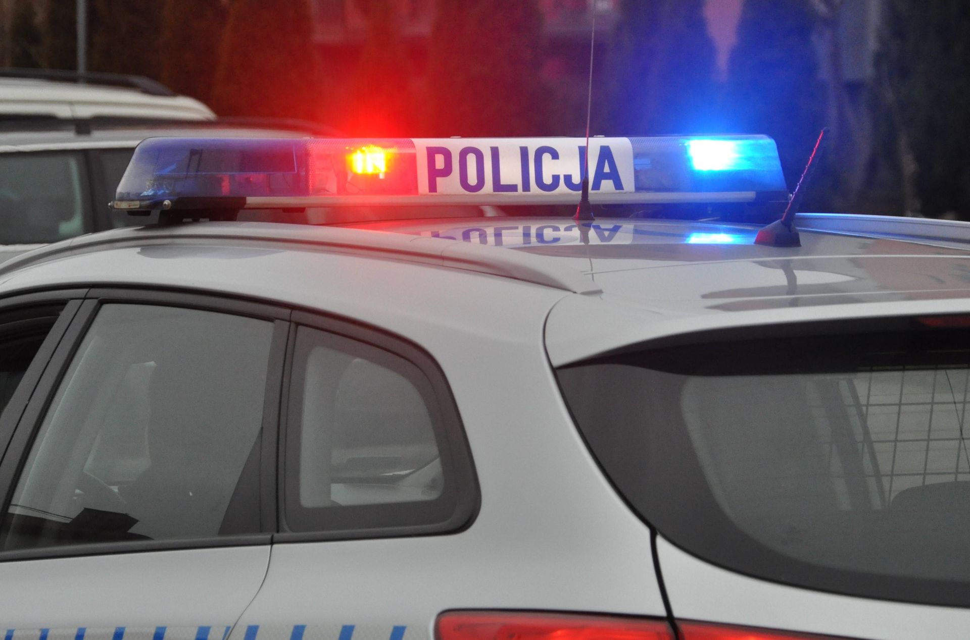 Wypadek koło Ożarowa Mazowieckiego. Ciężarówka wjechała w wóz strażacki ... Wypadek koło Ożarowa Mazowieckiego. Ciężarówka wjechała w wóz strażacki ...