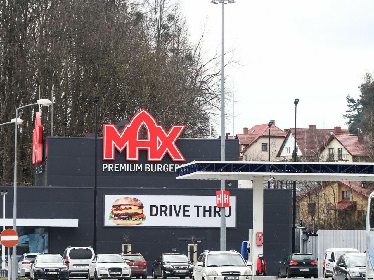 Burger Rywala już dostępny. To silna konkurencja dla Drwala. MAX ...