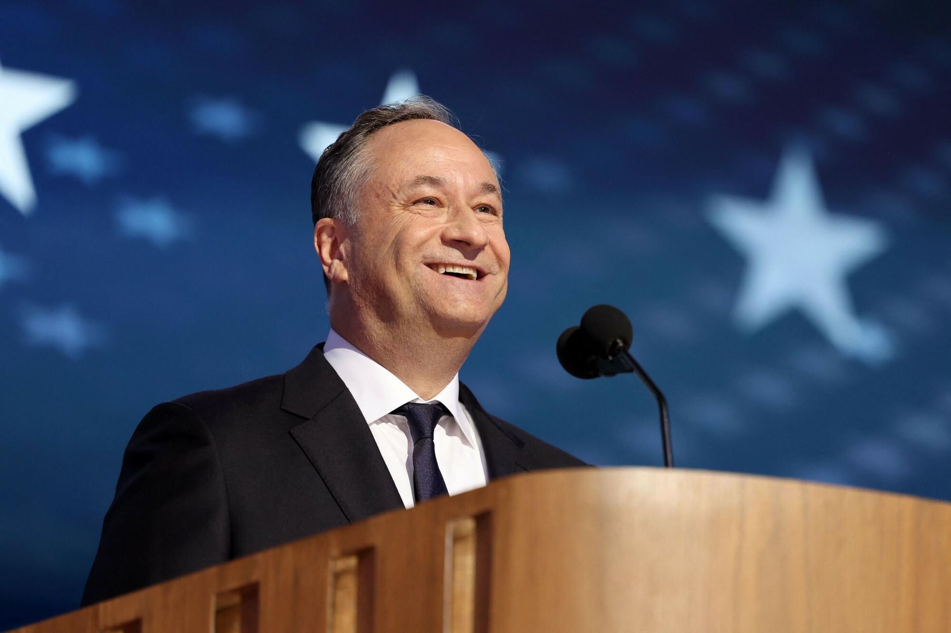 Douglas Emhoff - mąż Kamali Harris ma polskie korzenie. To on może być ...