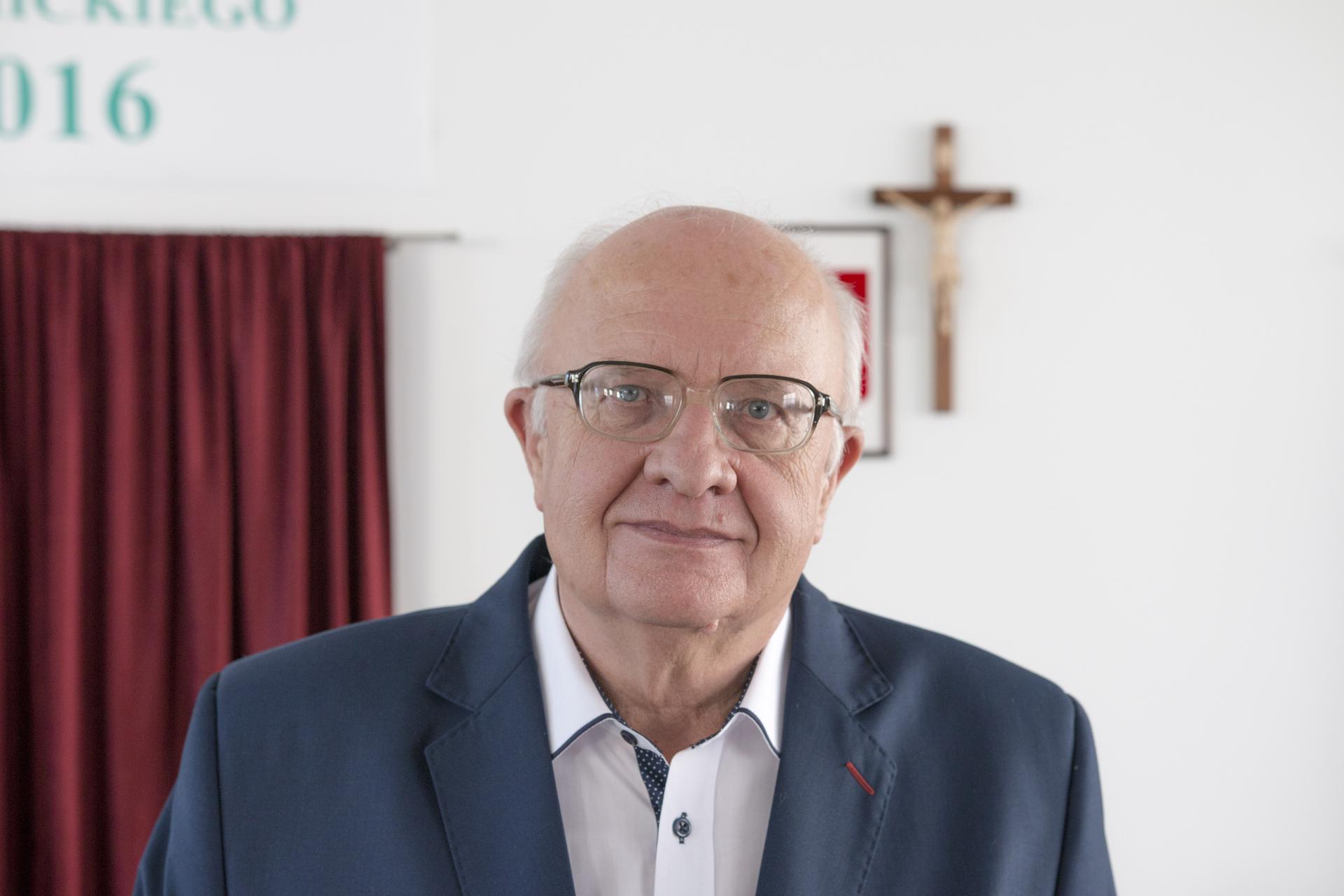 Studia w Lublinie: 70-latek właśnie skończył studia. "Mylono mnie z ...