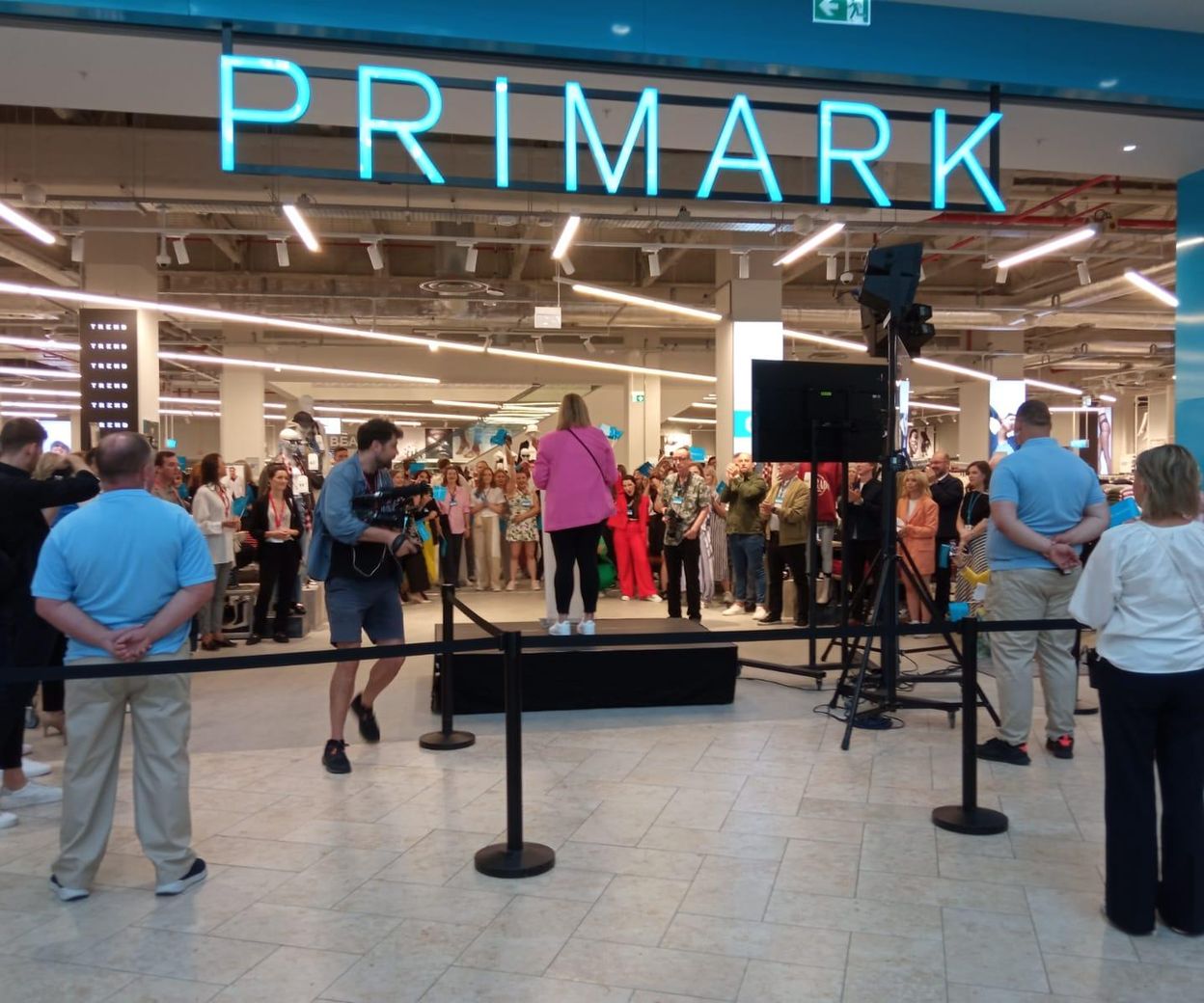Primark szuka ludzi do pracy w Lublinie. Ile można zarobić na ...