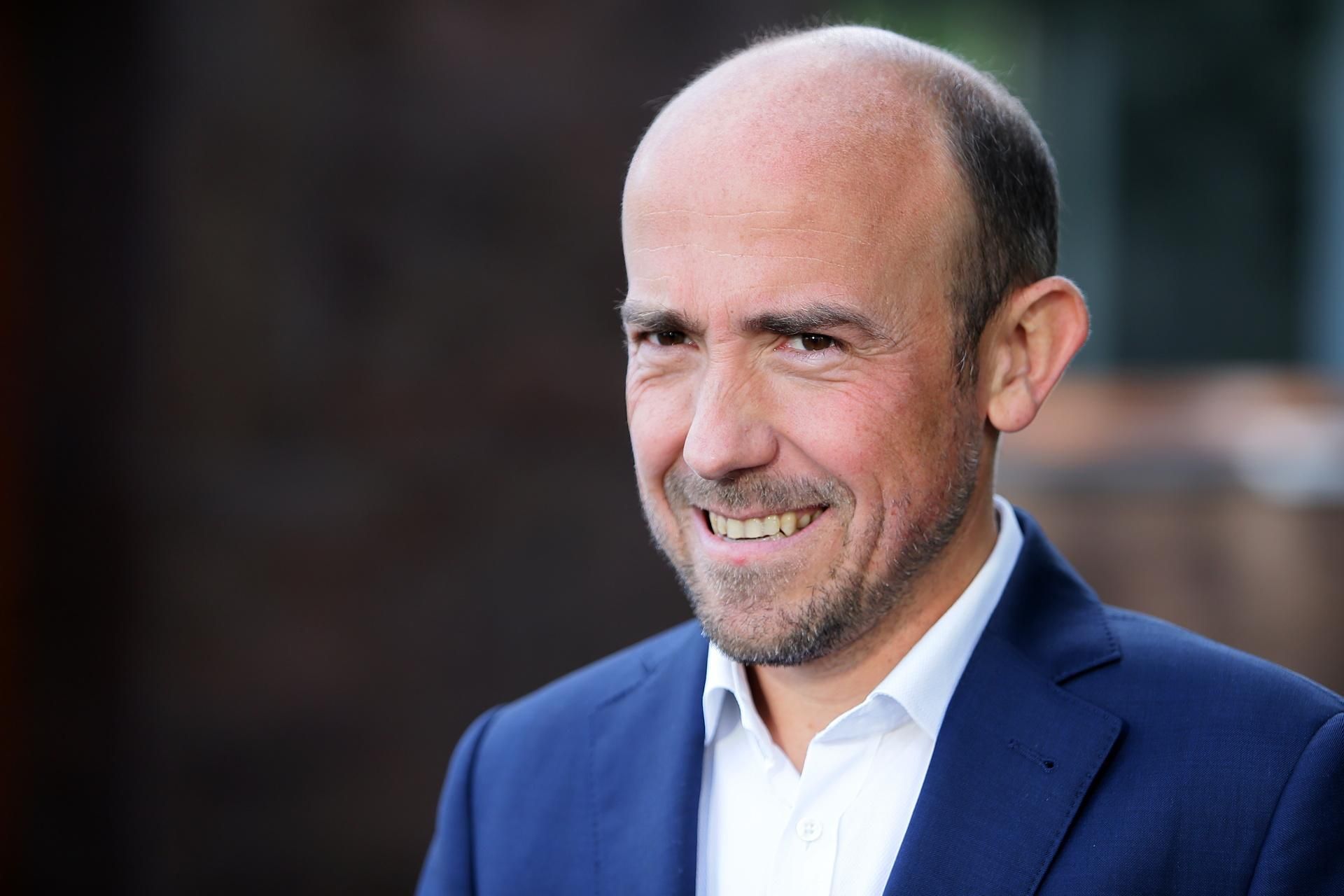 Borys Budka miał rozliczyć PiS. Porzuci ministerstwo dla posady w ...