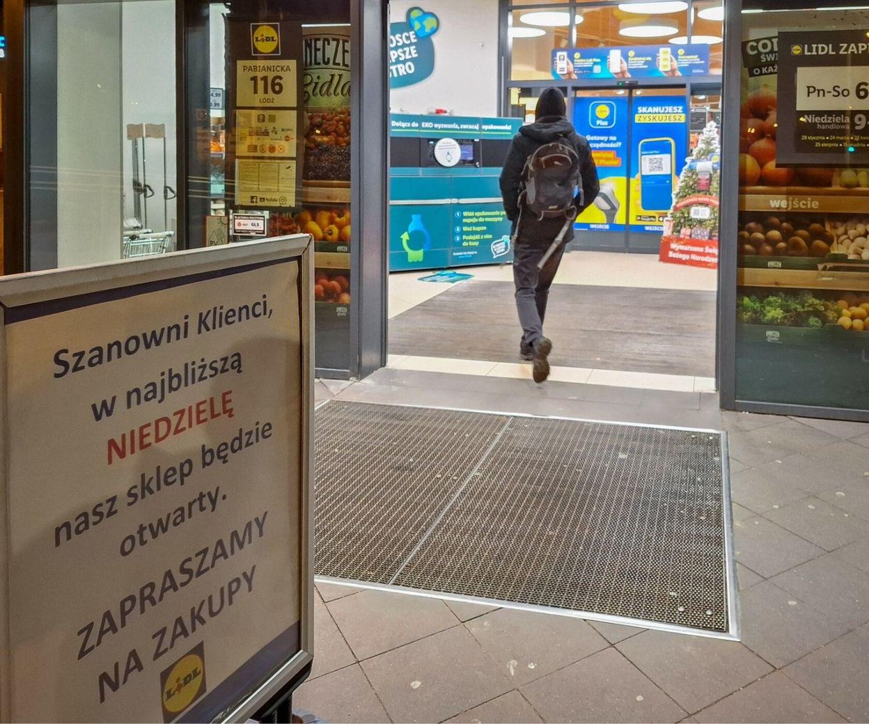 Niedziele handlowe w 2025 r. Czy 26 stycznia jest niedziela handlowa? Czy sklepy będą otwarte ...