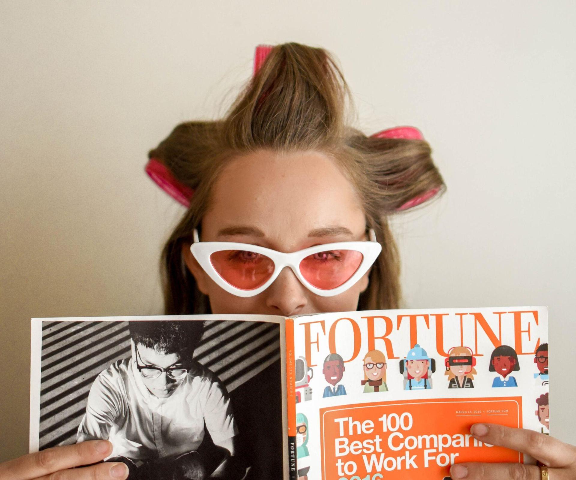 Kręcenie Włosów Bez Użycia Ciepła: Sprytne Triki na Piękne Loki - ESKA.pl