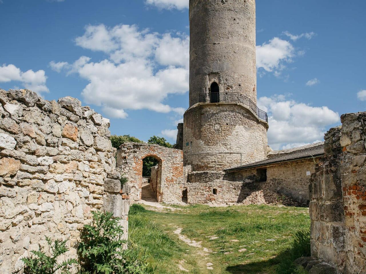 Rewitalizacja zamku w Iłży. Roboty od połowy czerwca - Radom Radio ESKA