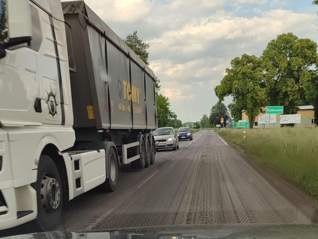Uwaga kierowcy! Droga wojewódzka numer 432 z Leszna do Osiecznej została całkowicie zamknięta ...