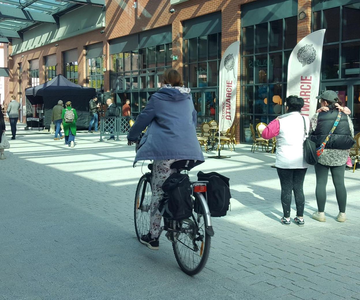 Nowe miejsce na handlowej mapie Leszna już otwarte [ZDJĘCIA] - Leszno Radio ESKA