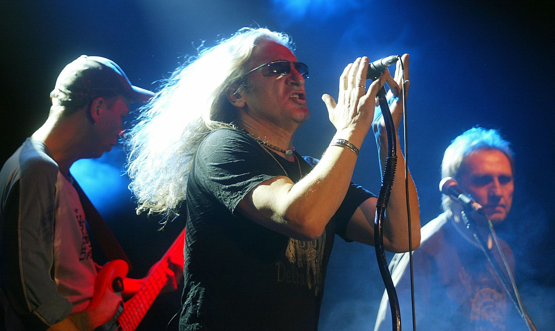 QUIZ. Lata 90. czy PRL? Kiedy powstały te zespoły? Perfect, Papa Dance ...