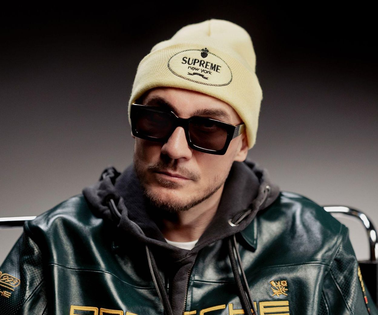 Międzypokoleniowy dialog Pezeta. Już jest “Muzyka Popularna” - ESKA.pl