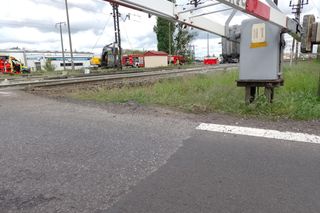 Tragedia na przejeździe kolejowym. Potworny wypadek, w którym zginęła jedna osoba - Toruń, Super ...