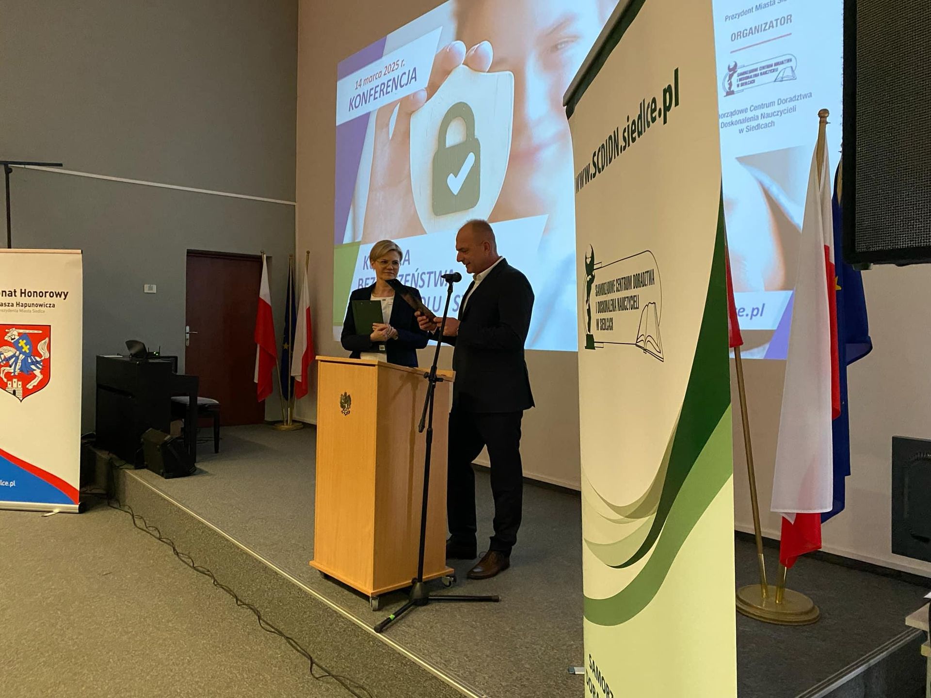 Konferencja na temat Kultury bezpieczeństwa w przedszkolu i w szkole w Siedlcach - Siedlce Radio ...