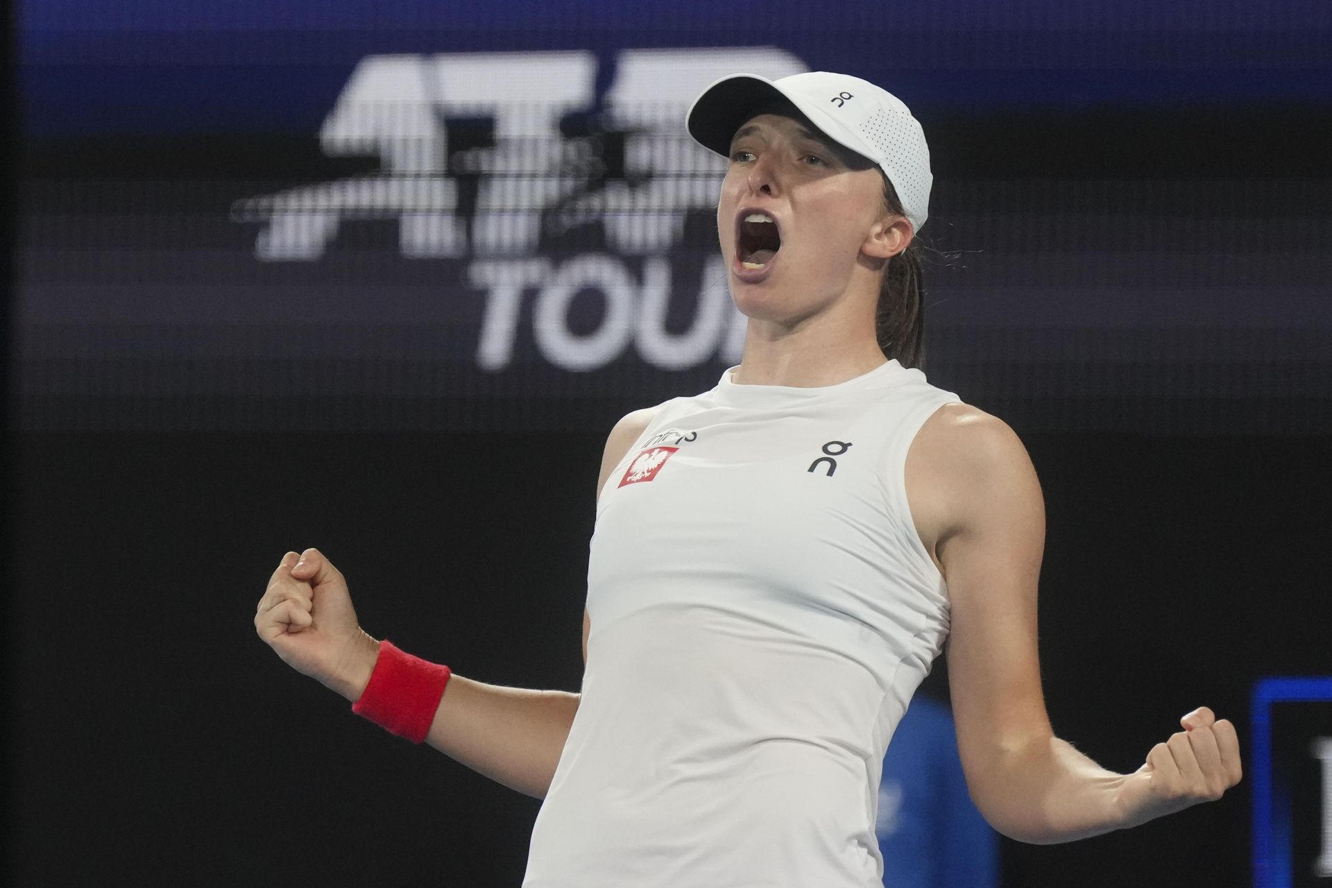 O której gra Iga Świątek z Rebeccą Sramkovą w 2. rundzie Australian Open? Kiedy mecz? - Super Sport