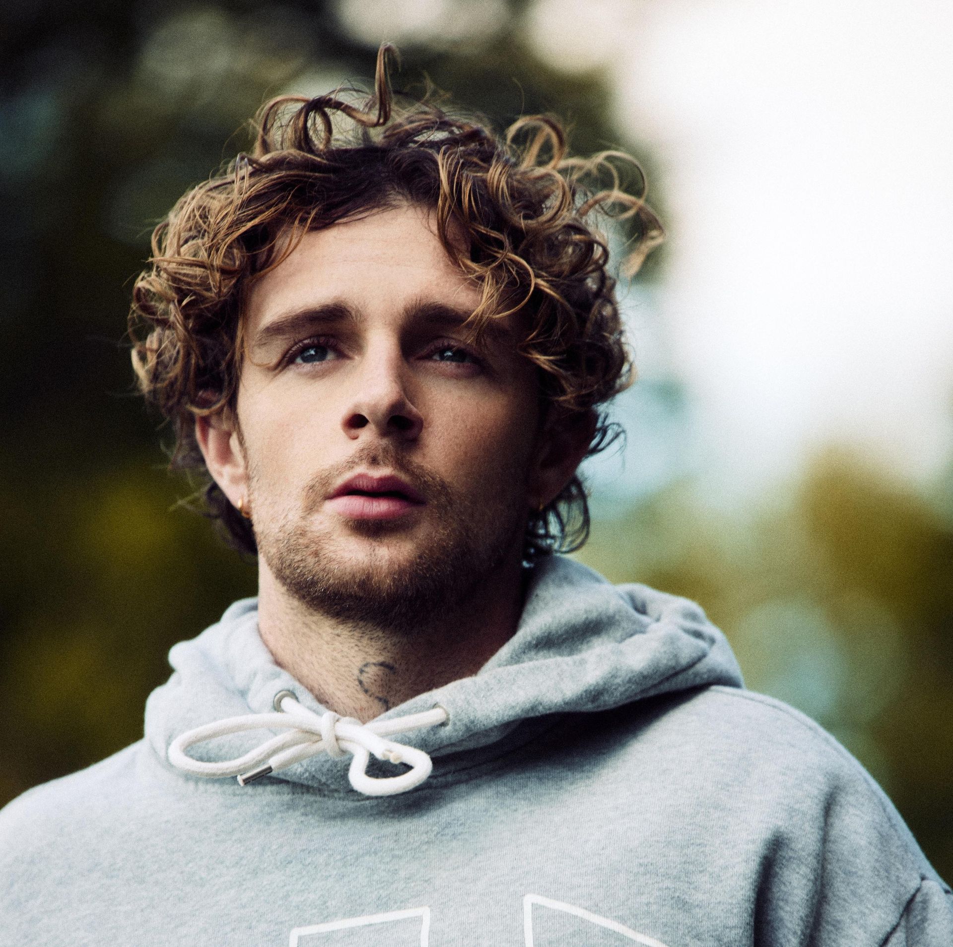 Tom Grennan zapowiada album i wrzuca nową piosenkę. "Shadowboxing ...