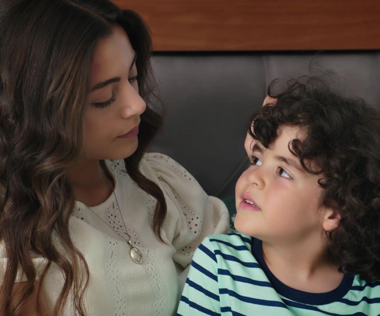 Dziedzictwo: odcinki 67-71. Handlarz dziećmi zamierza sprzedać Yusufa ...