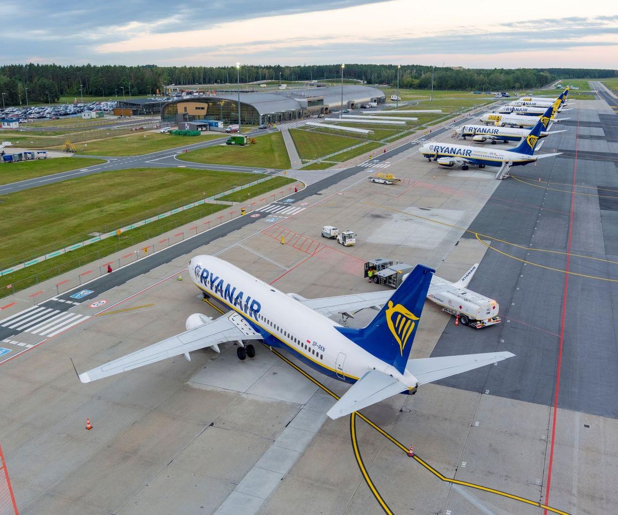 Modlin idzie na rękę pasażerom. Taki obiekt stanął na lotnisku ...