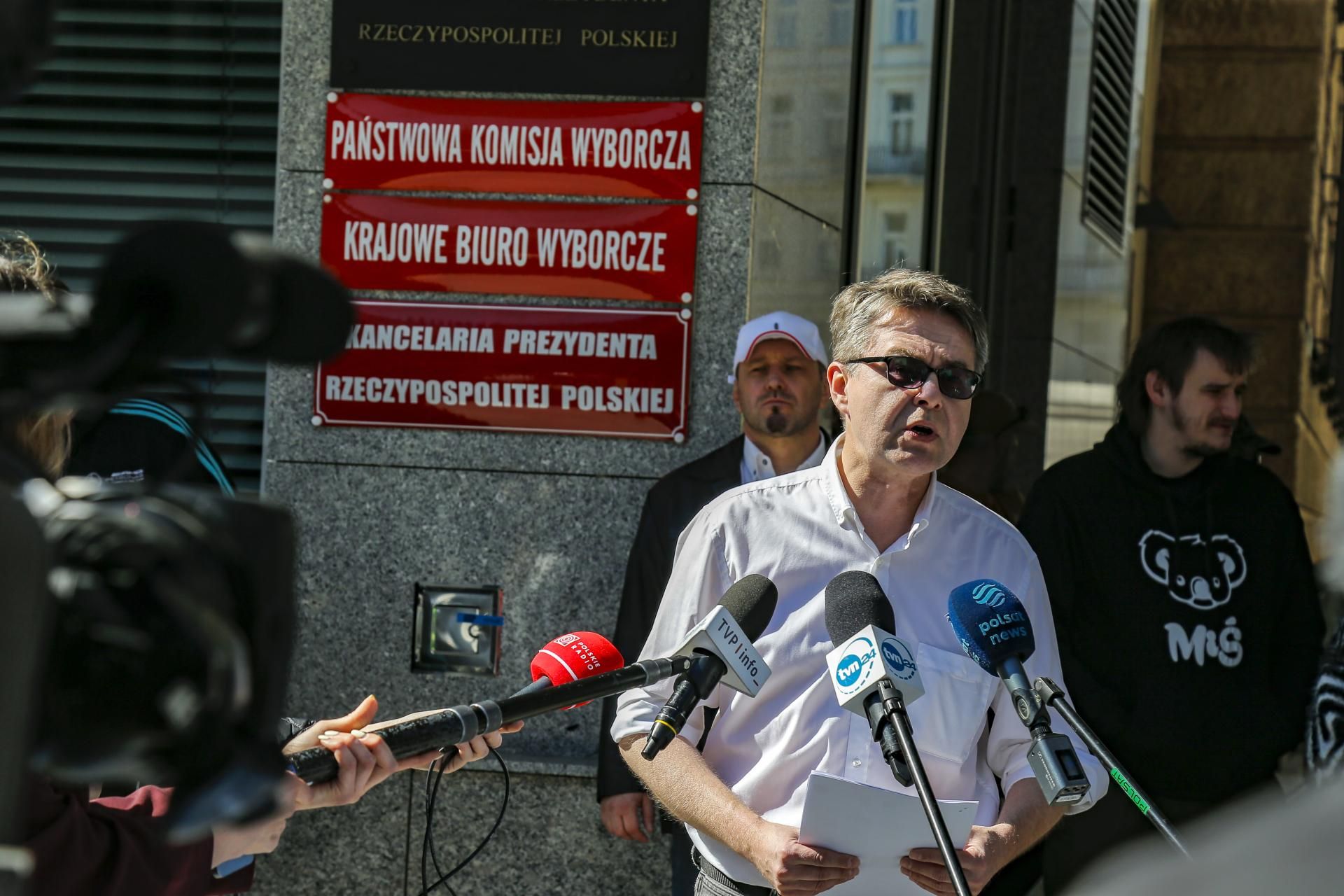 Wybory prezydenckie 2025. Maciej Maciak - najważniejsze punkty programu ...