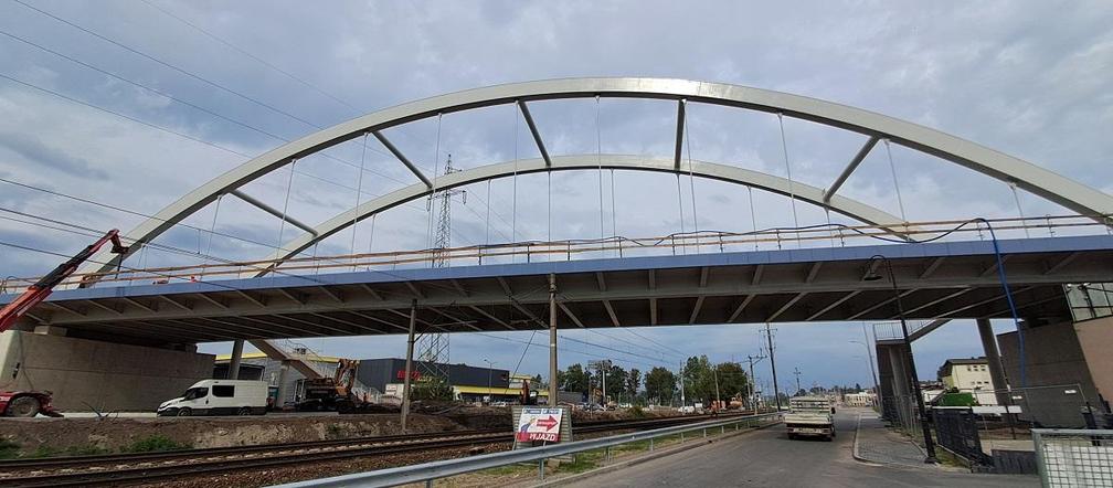 Łukowy wiadukt usprawni ruch i będzie ozdobą Starachowic [Najnowsze zdjęcia z budowy ...