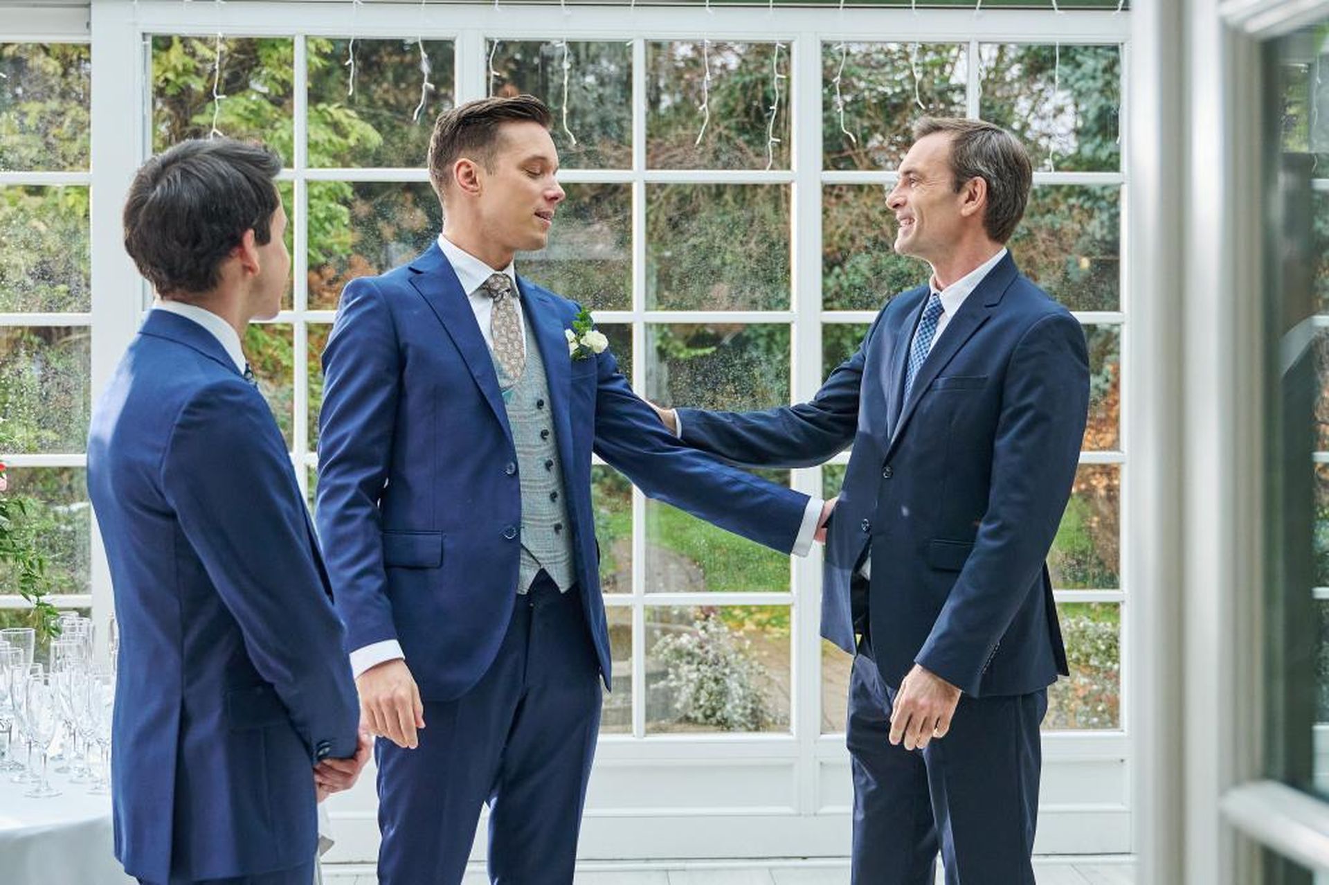 Na Wspólnej, odcinek 3769: Mariusz uratuje wieczór kawalerski Darka ...