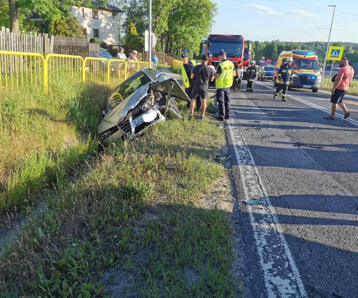 Wypadek w Lubieni na DK 9. Poszkodowana 36-latka - Starachowice Radio ESKA