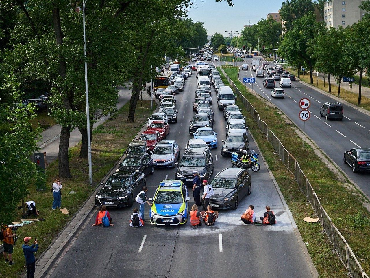 Ostatnie Pokolenie: Blokujemy ulice i wkurzamy ludzi; to próba wyrwania ze snu - Warszawa Radio ESKA