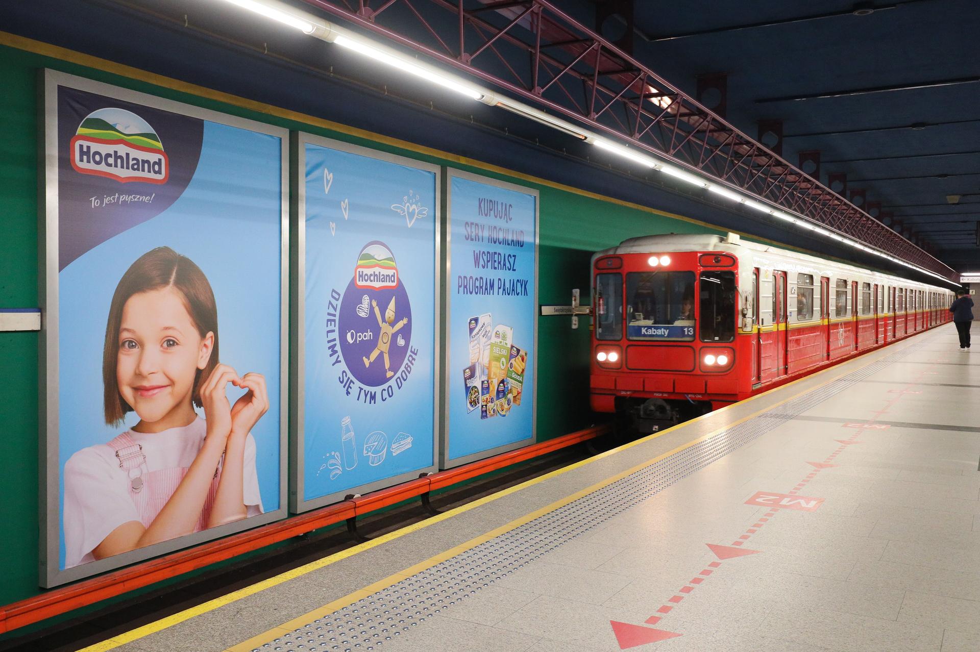 Metro w Warszawie z dużymi zmianami. Będą dotyczyły reklam na stacjach ...
