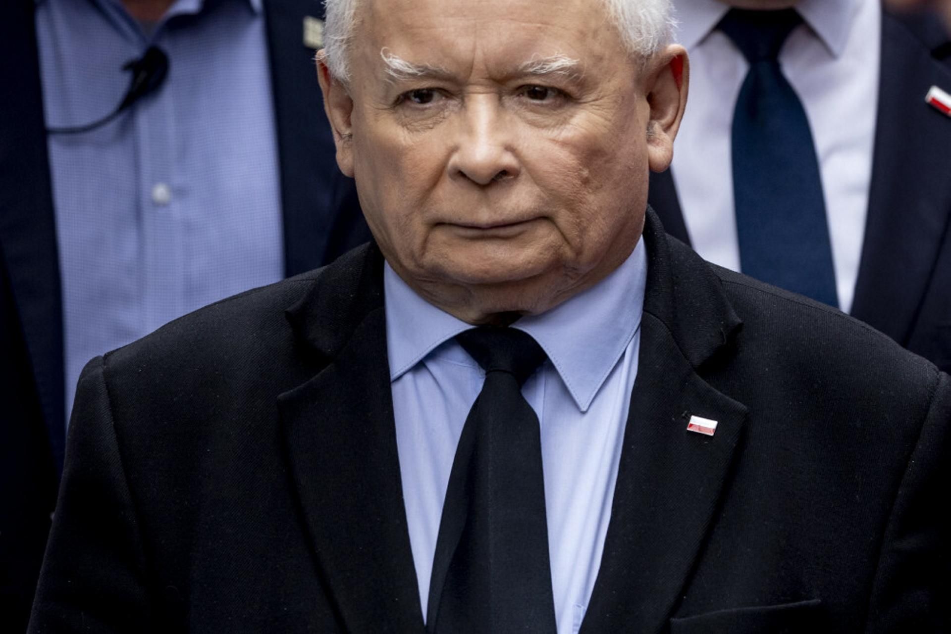Kaczyński ostro atakuje rząd. Miliony dla PiS w grze - Super Express ...
