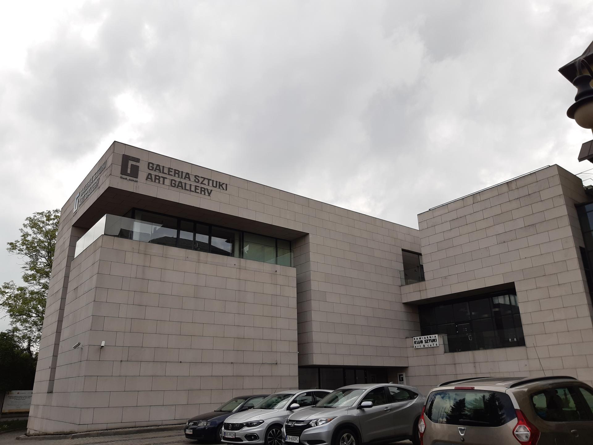 Galeria BWA w Nowym Sączu znowu otwarta dla zwiedzających - Nowy Sącz ...