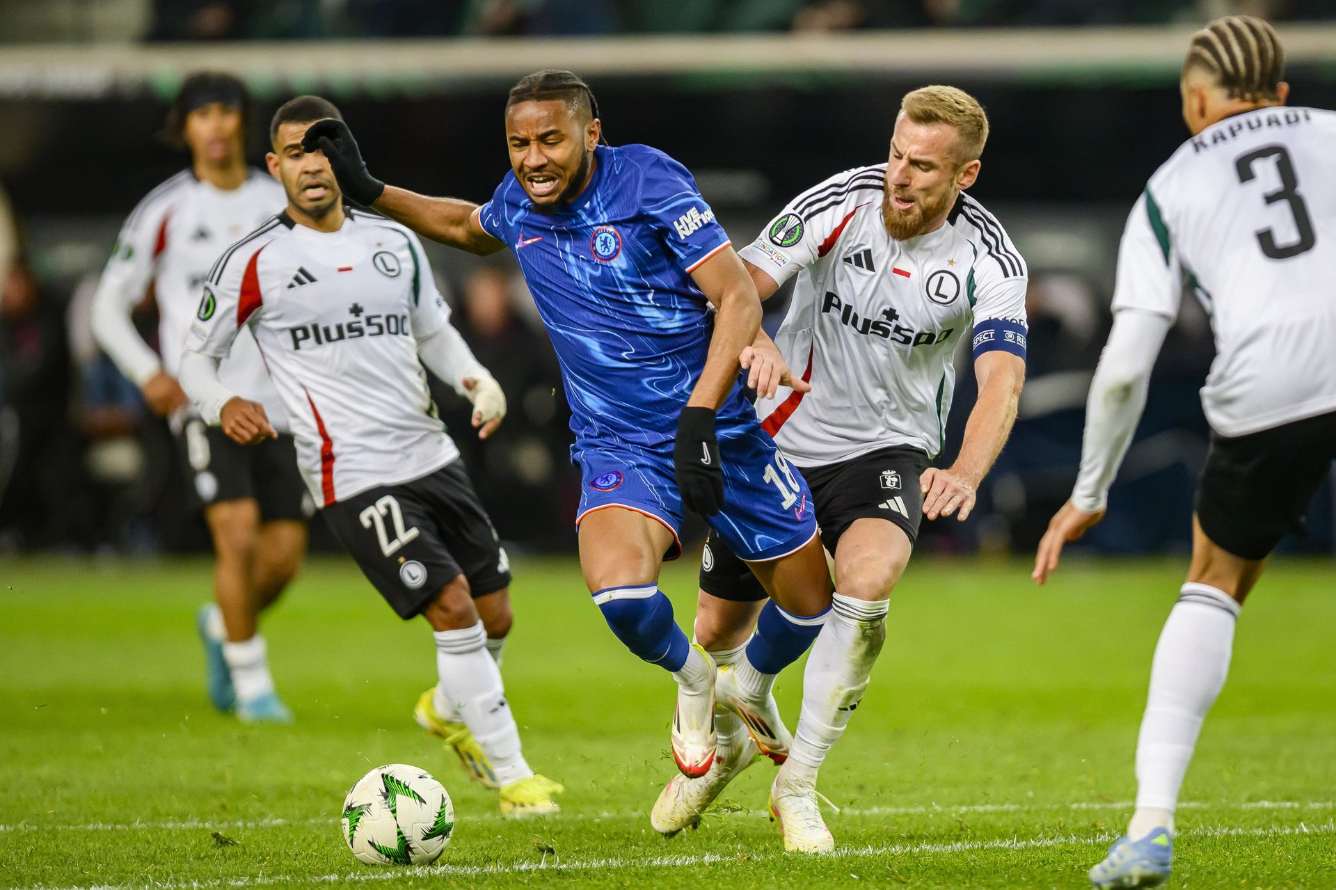Legia wygrała z Chelsea na Stamford Bridge! Do awansu sporo zabrakło ...