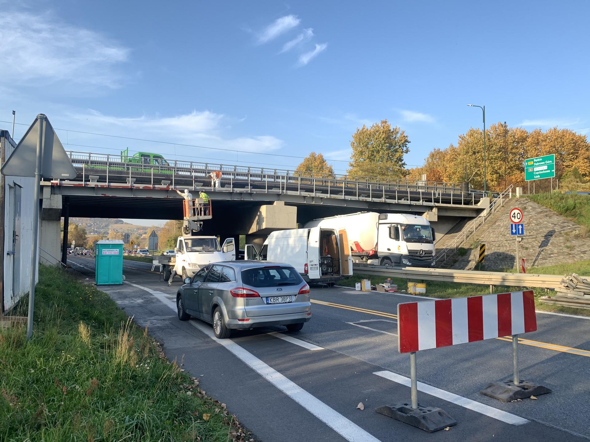 Wiadukt na DK 86 zniszczyła koparka. Kierowców czekają nowe utrudnienia - Śląskie Radio ESKA