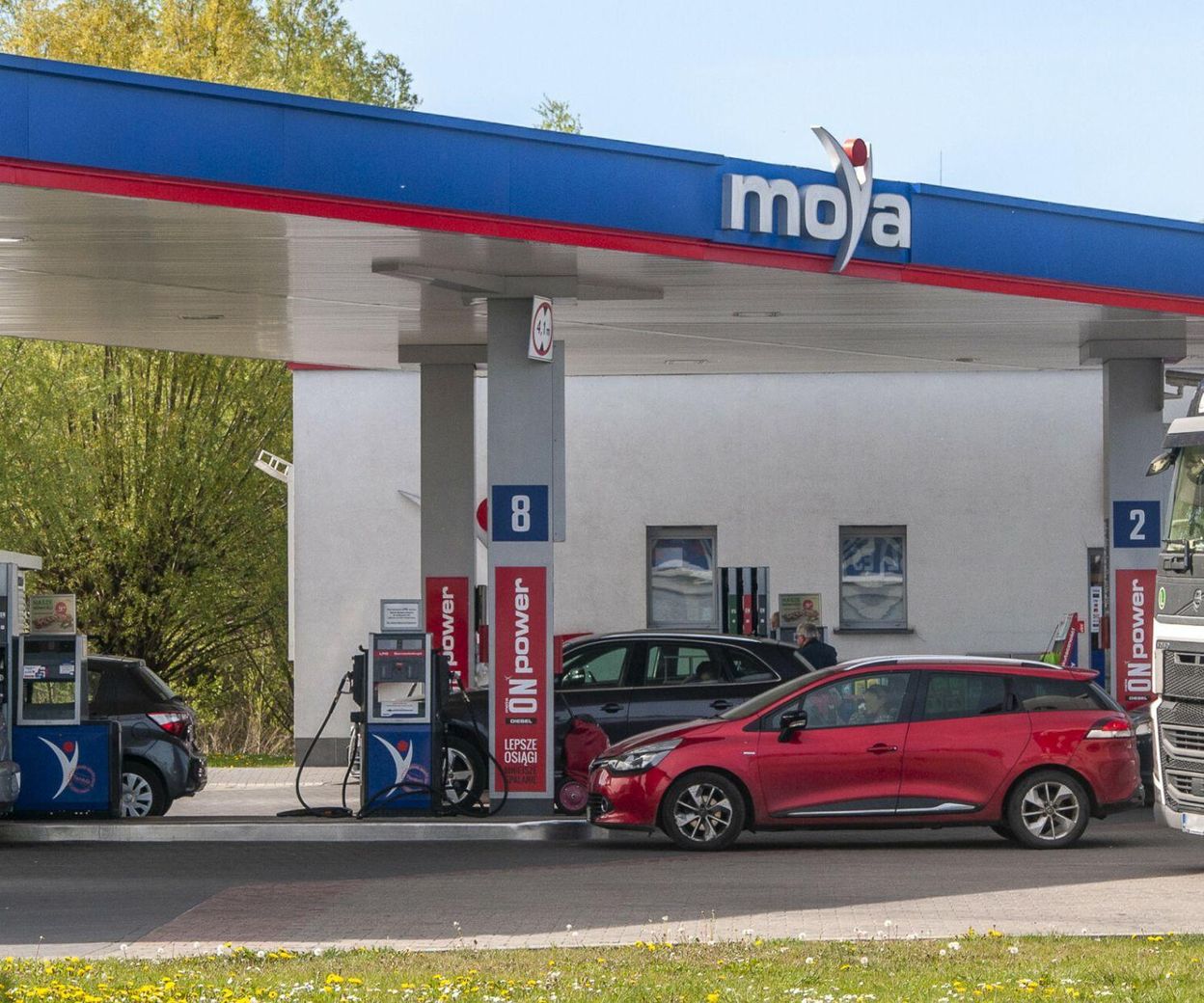 Majówka. Promocje cen paliw na majówkę 2024. Circle K, Amic Energy, Moya, MOL, Orlen - Kraków ...