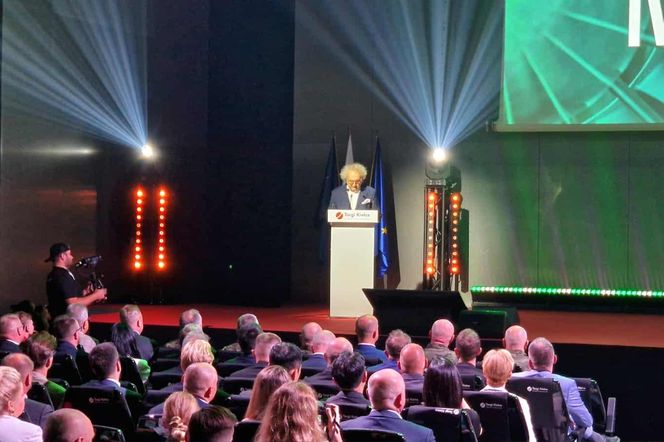 MSPO 2025 – Nagrody DEFENDER rozdane. Firma ICEYE wyróżniona nagrodą ...