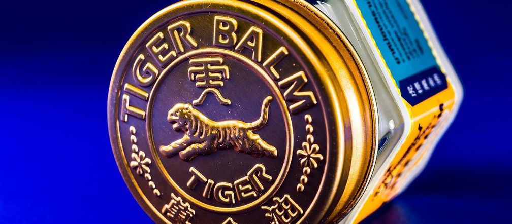 Maść z czasów PRL-u powraca do łask. Wmasuj w skórę i zapomnij o bólu ...