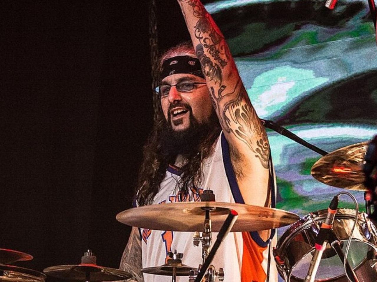 Mike Portnoy wskazał zespół, który "utrzymał metal przy życiu w latach ...