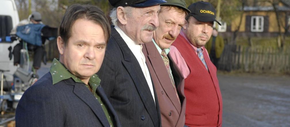 Co wiesz o ławeczce z "Rancza"? Dopasuj cytat do Solejuka, Hadziuka ...